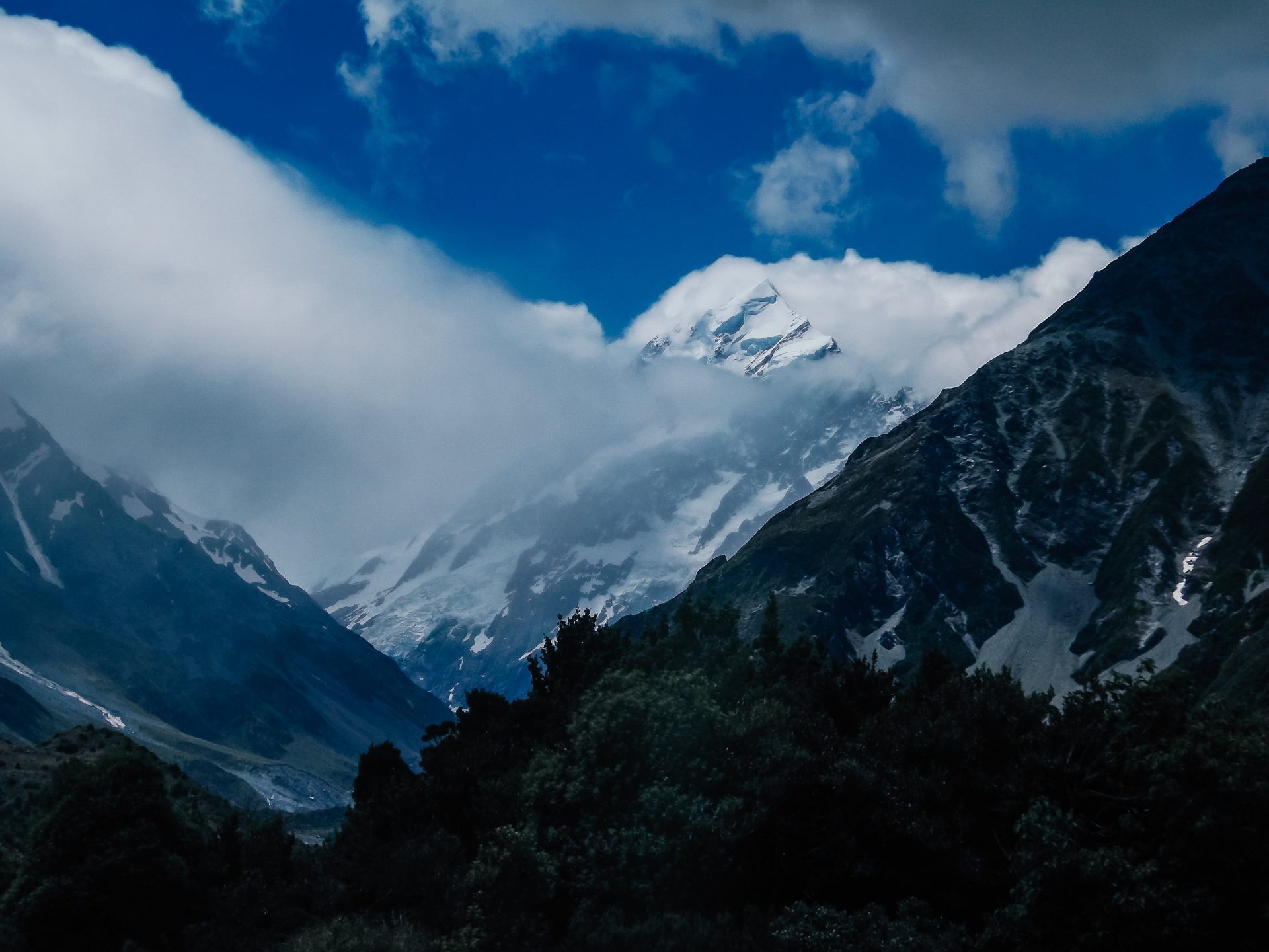 Monte Cook - Girando el Globo