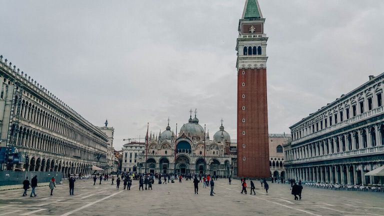 Venecia en invierno mola y punto - Girando el Globo